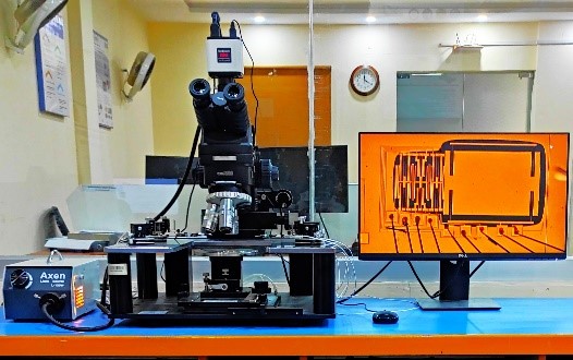Micro and Nano Robotics Tech Lab - CEME